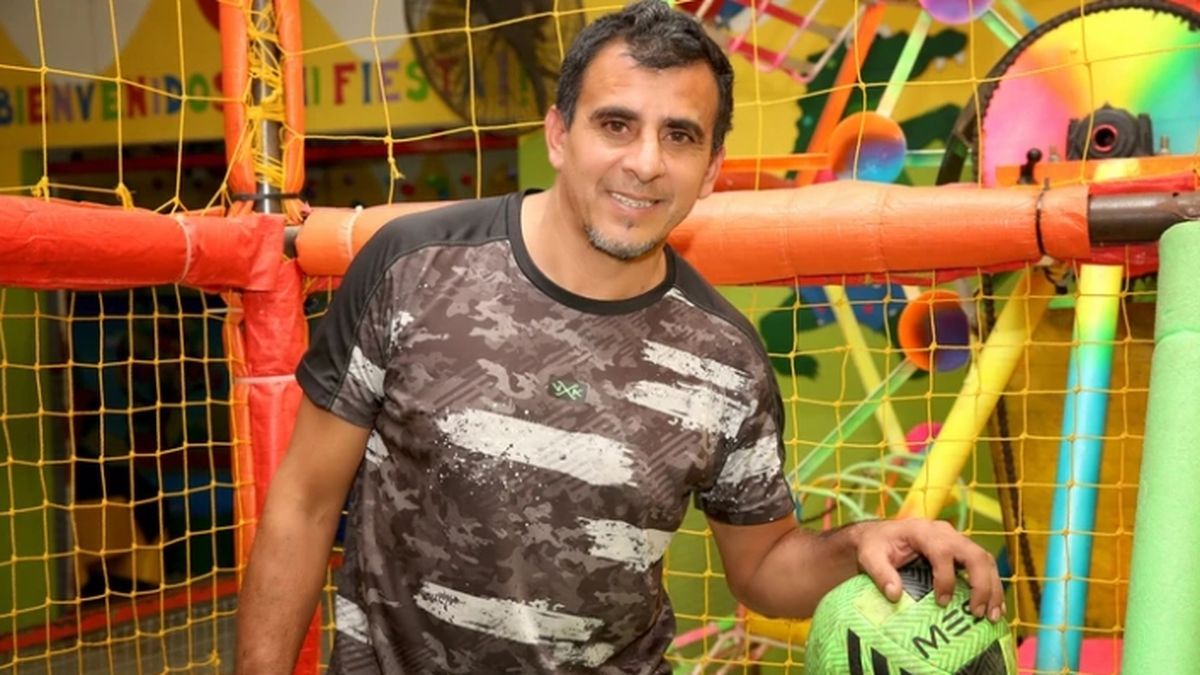 Roberto Monserrat: Compartí una concentración con Maradona, es algo que ...