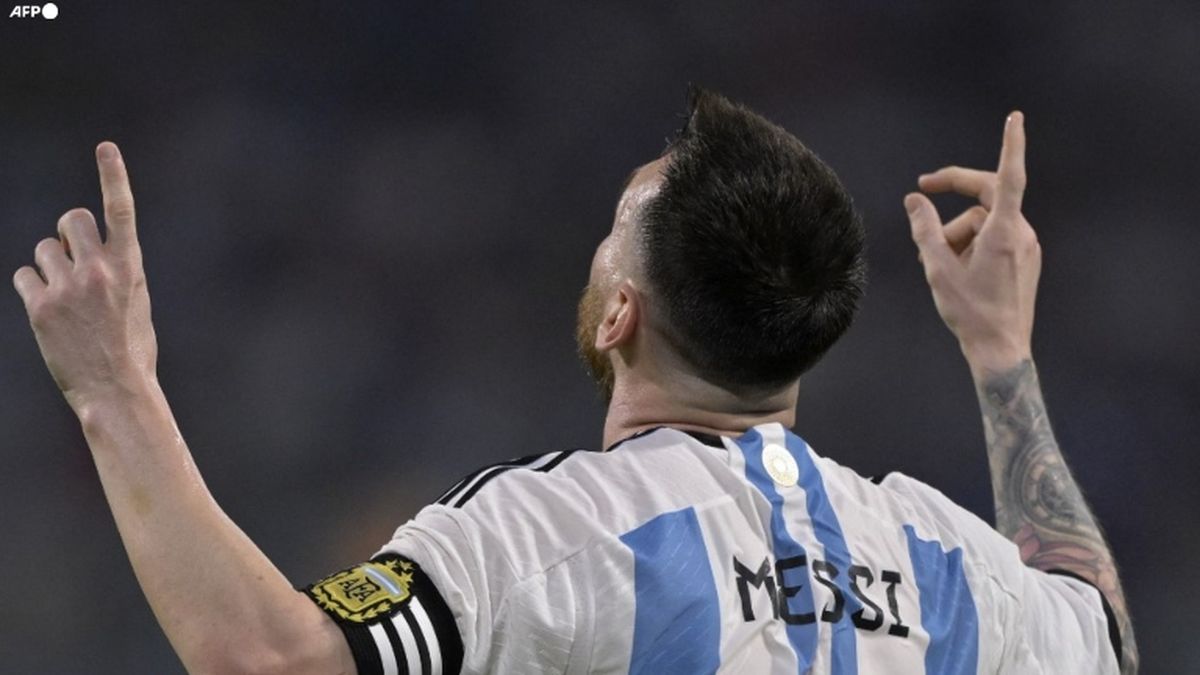 Lionel Messi dedicó un emotivo mensaje a los hinchas tras alcanzar los ...